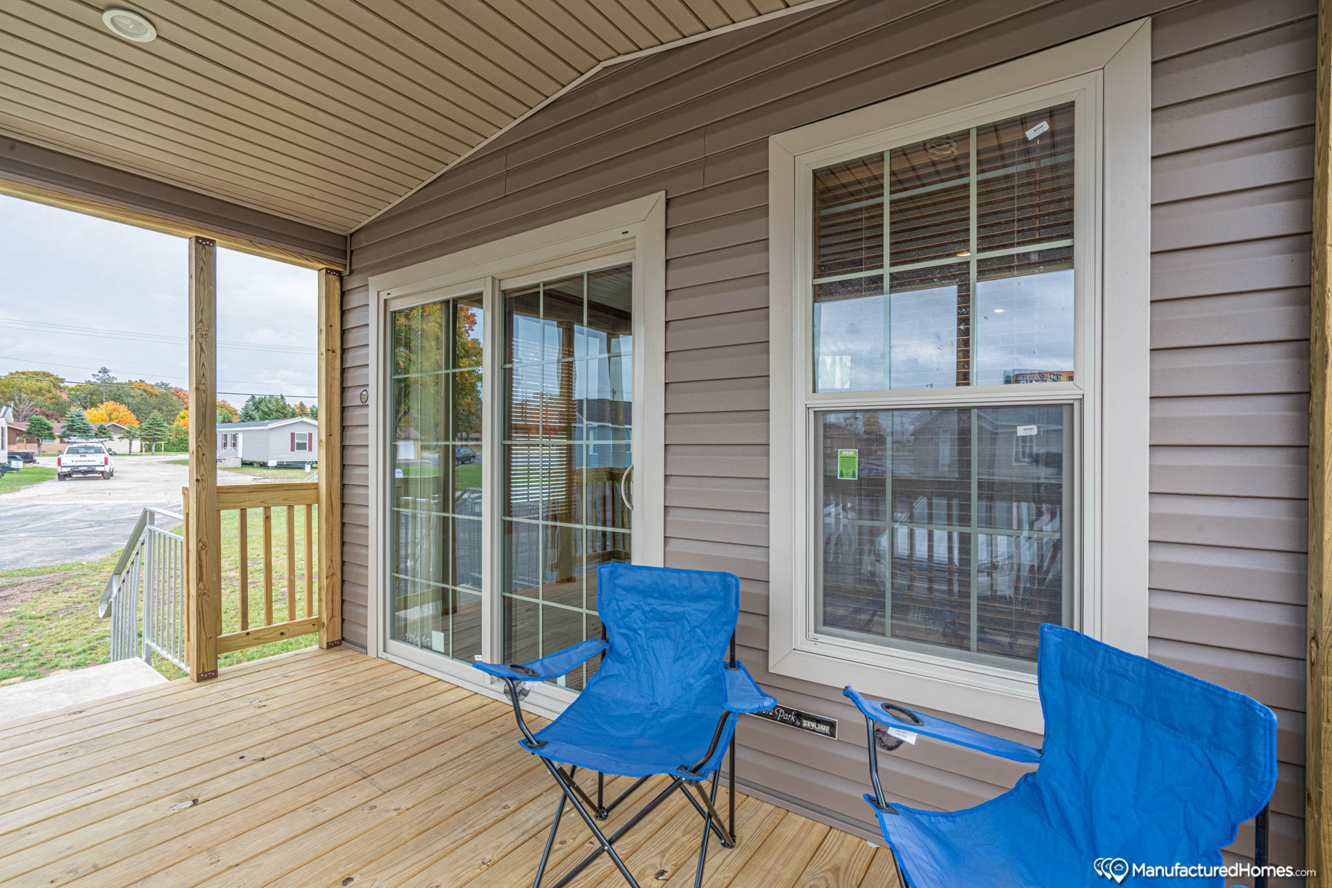 AVAILABLE FOR IMMEDIATE PURCHASE Shore Park - The Cabin 4100 from Phil & Lee's Homes - Phil ...